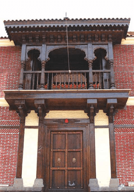House Design In Indian Style: A Fascinating Harmony In Architecture ...