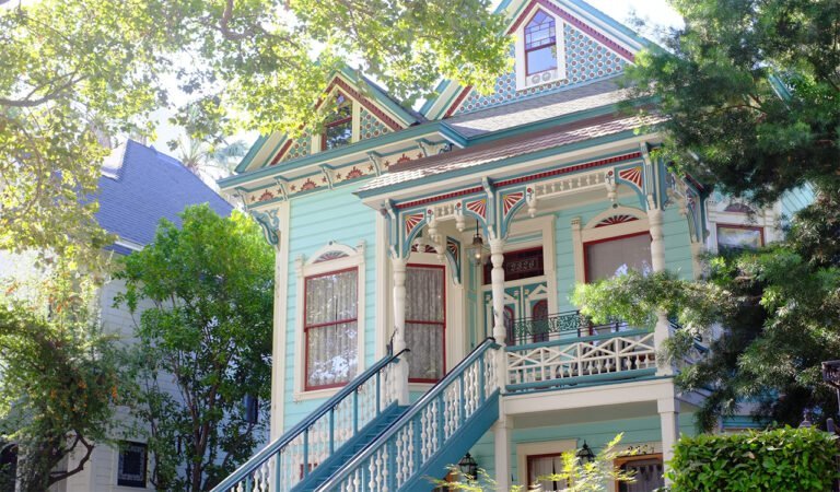 10 Best Examples Of Victorian Houses | The Design Gesture