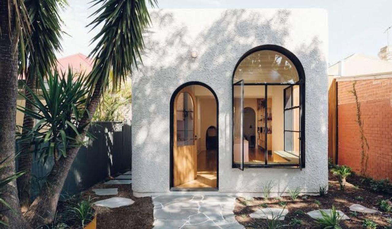 Interesting Peep Into A European House Design: An Off-Grid Experience ...