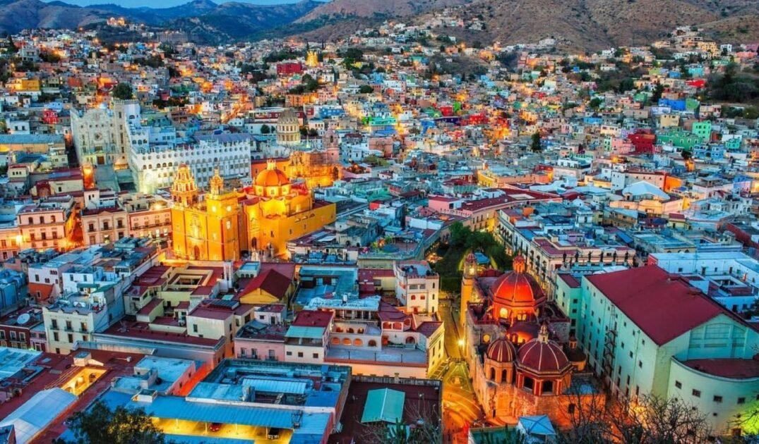 Colourful Urban Architecture: 15 Global Cities In Vibrant Colours | The ...