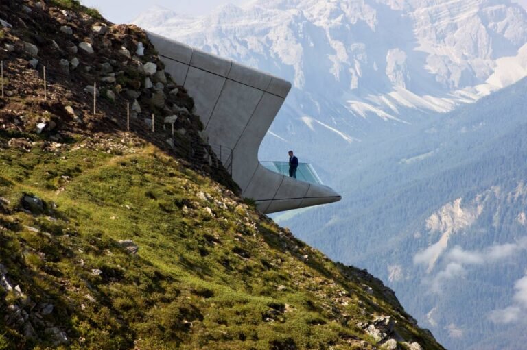 Subterranean Architecture: Interesting Approach To Design And ...