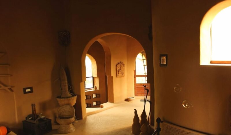 Housing In Extreme Heat: How Do People Adapt to Extremely Hot Climate ...