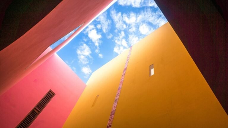 Colors in Architecture: 7 Architects Famous For The Use of Colors - The ...